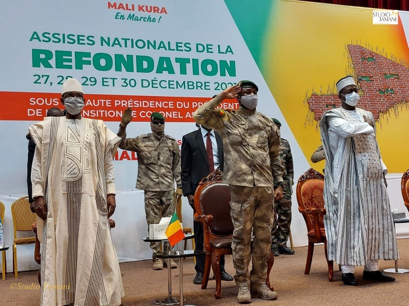 Transition au Mali: des partis politiques appellent « à faire barrage à ...